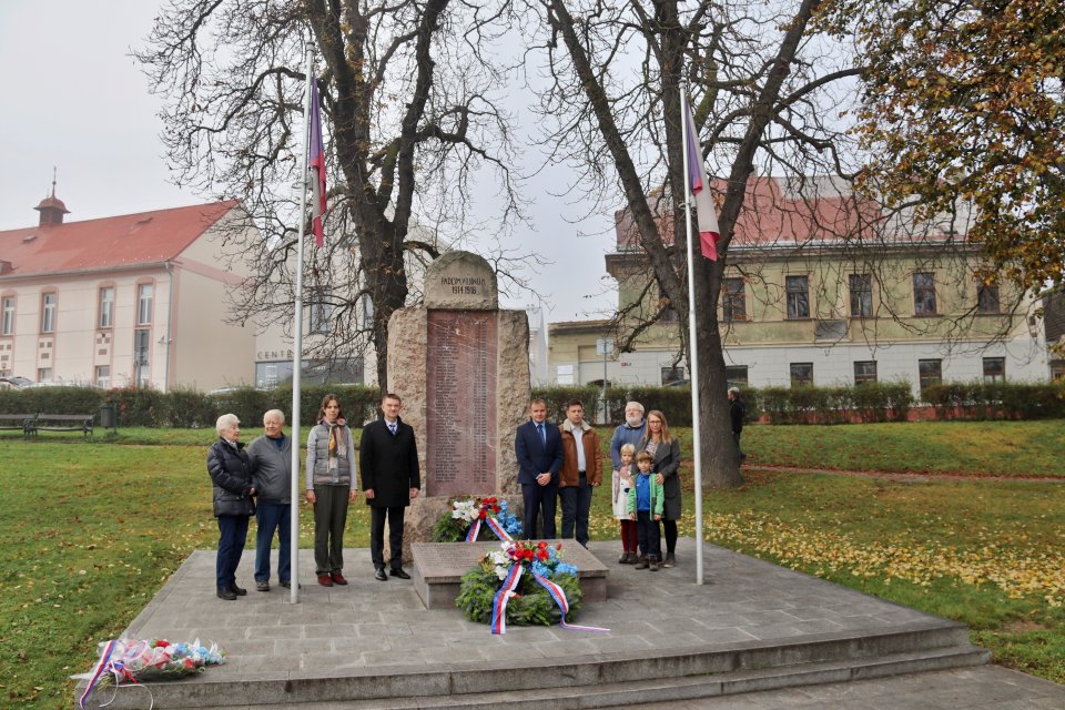 Informační server Městské části Praha 16: Pietní akt ke Dni vzniku samostatného Československa ...